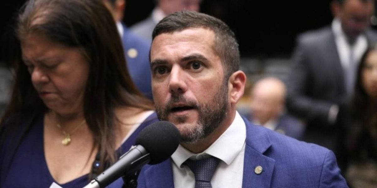 Carlos Jordy fala em ‘perseguição implacável’ após ser alvo de buscas ...